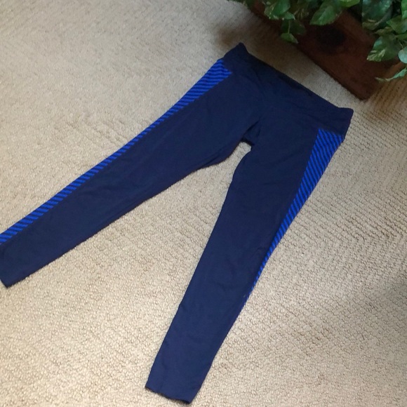 Athleta | Pants & Jumpsuits | Athleta Blue Leggings | Poshmark